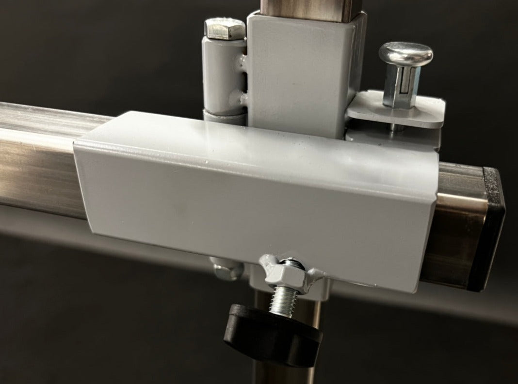 Swing away adapter for Albert Frame & Stand for easy in/out – 2 Hubbies